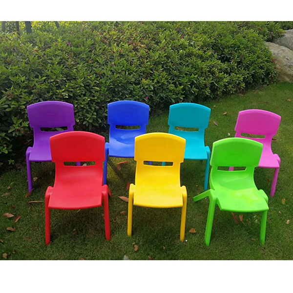 Scaun din plastic pentru copii - Urban Market